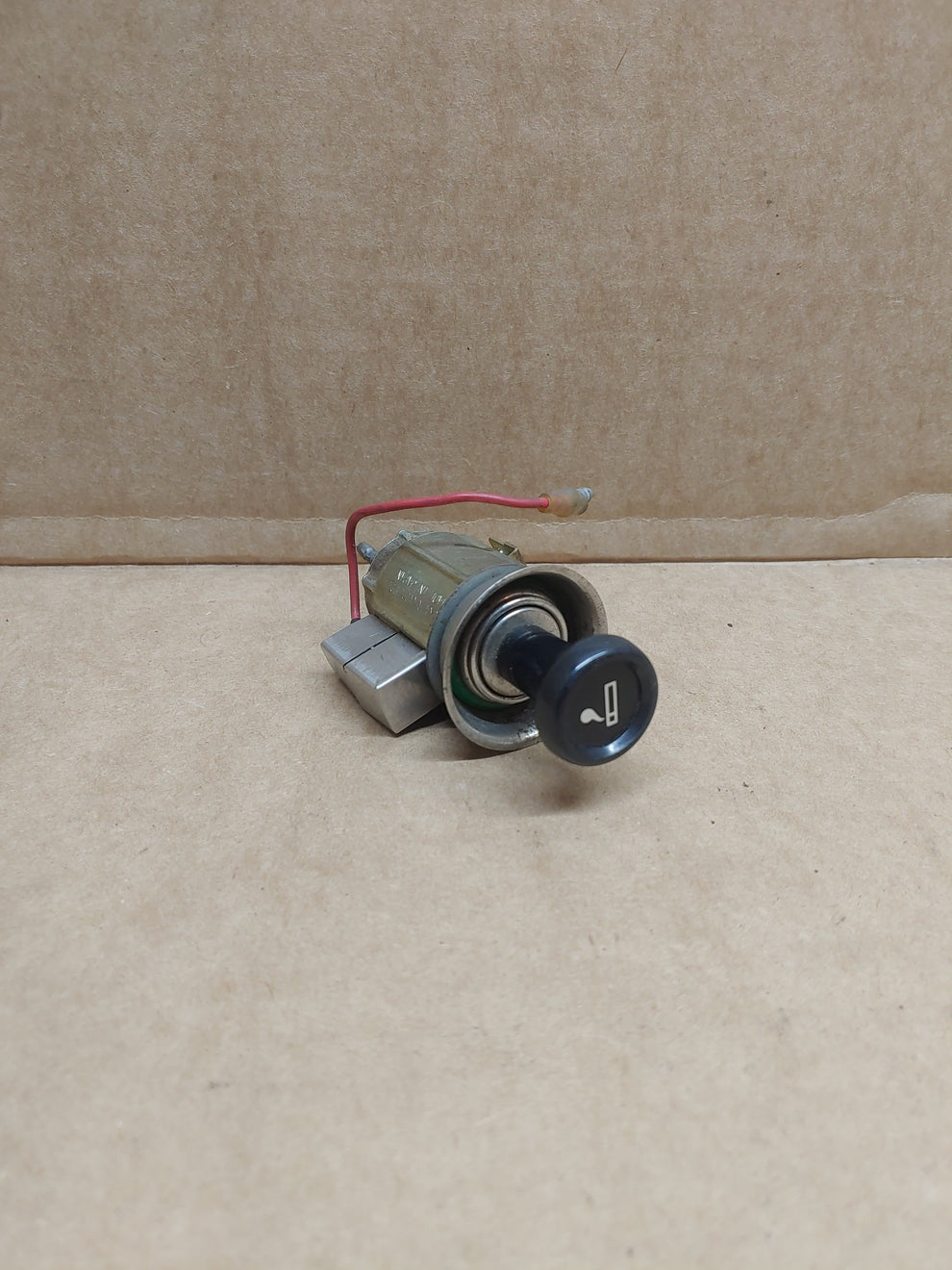 1979-1980 Mazda RX7 Cigarette Lighter Assembly and Lighter – knownmotors